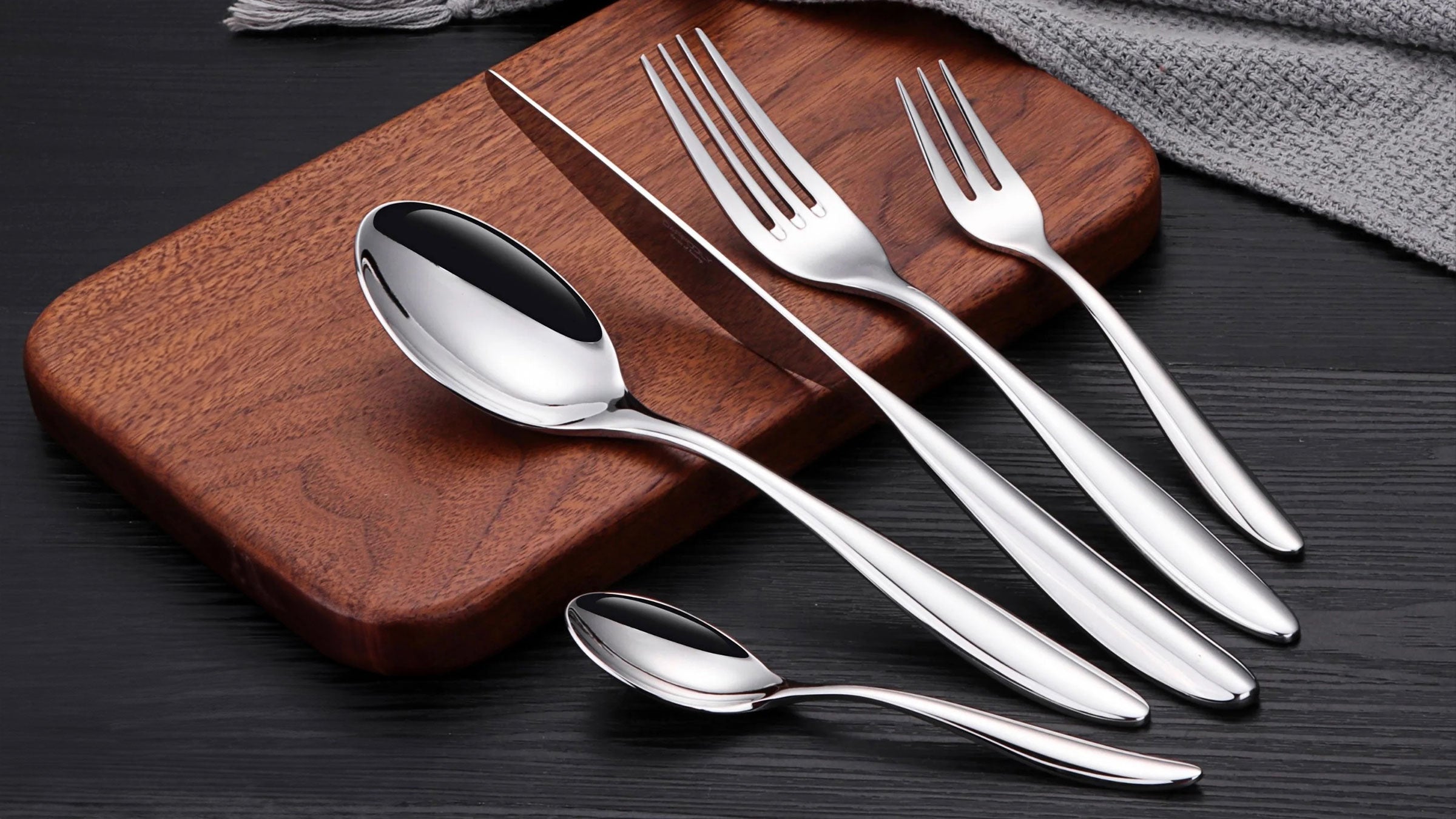 24-Piece Flatware Sets – Stylish & Durable | Sharp Edge Nation